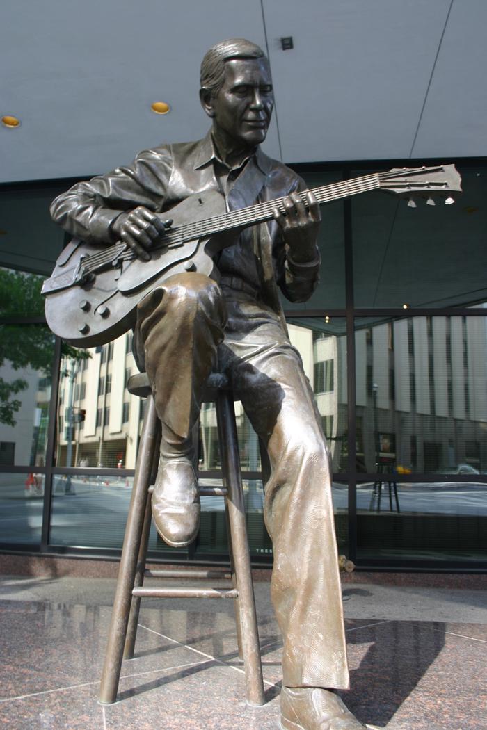 SmartGuide: Discover the beauty of Nashville