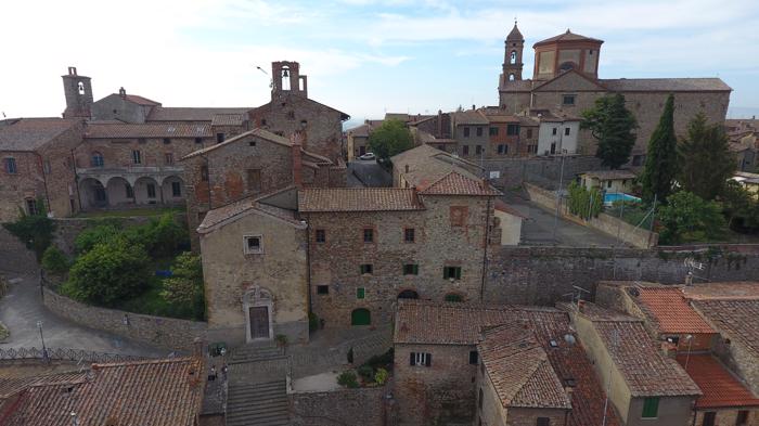 SmartGuide: Discover the beauty of Lucignano